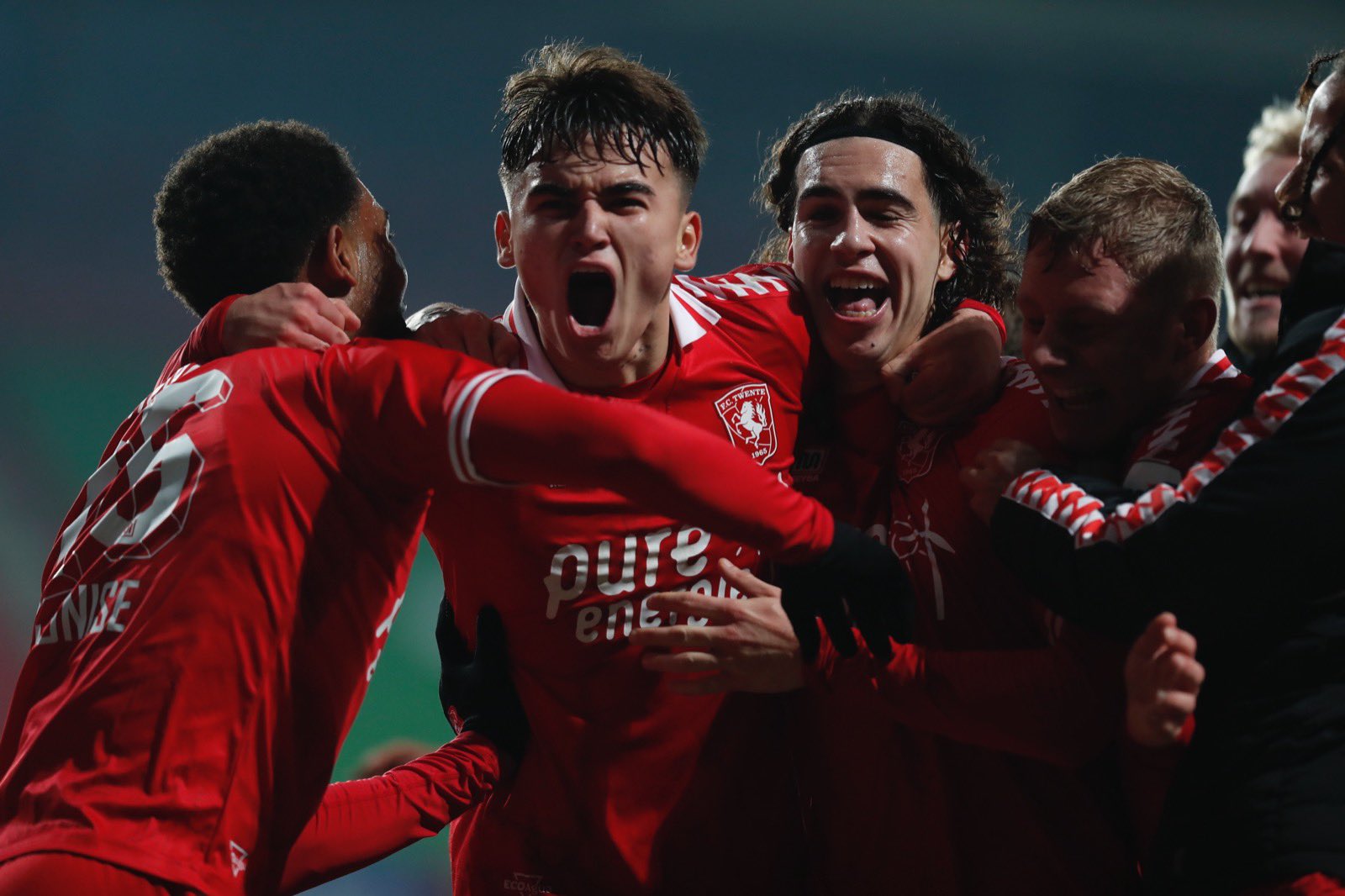 Manfred Ugalde cerró temporada con importante premio y rompiendo récord ...