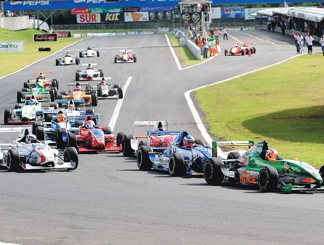 Anuncian creación de Fórmula 2000 regional | La Nación