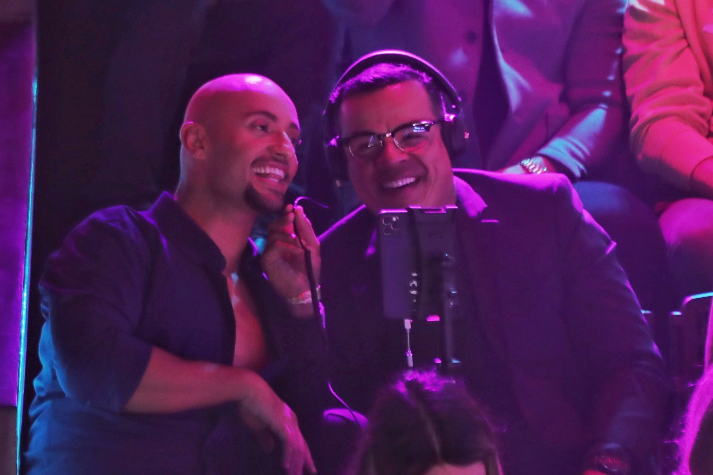 Jair Cruz lo logró y se metió entre el público de Dancing with the ...