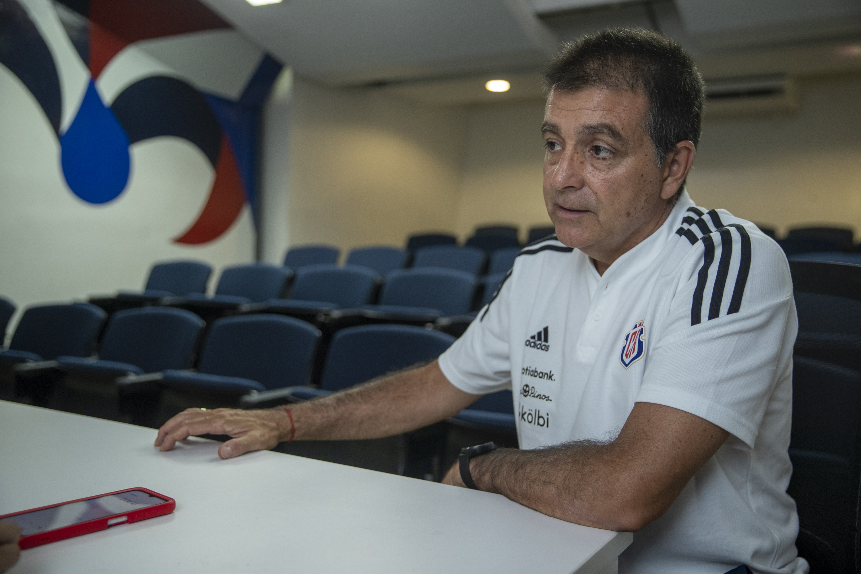Fedefútbol defiende regreso de Douglas Sequeira aunque no guste a ...
