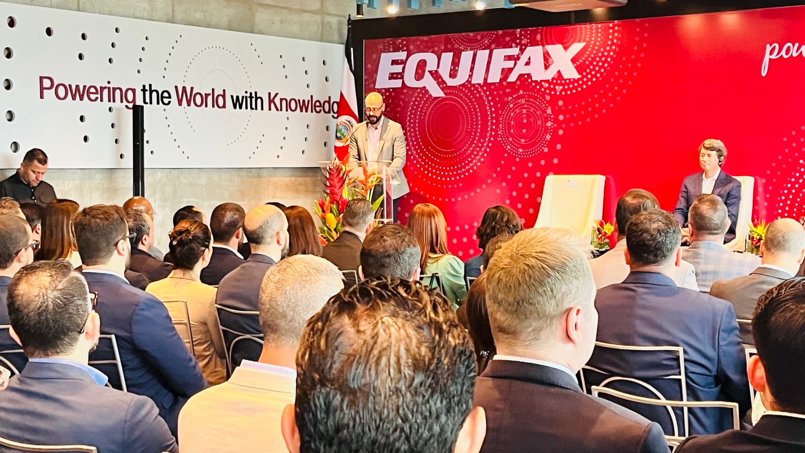 Equifax anuncia 600 puestos vacantes en Costa Rica por inversión de $15 ...