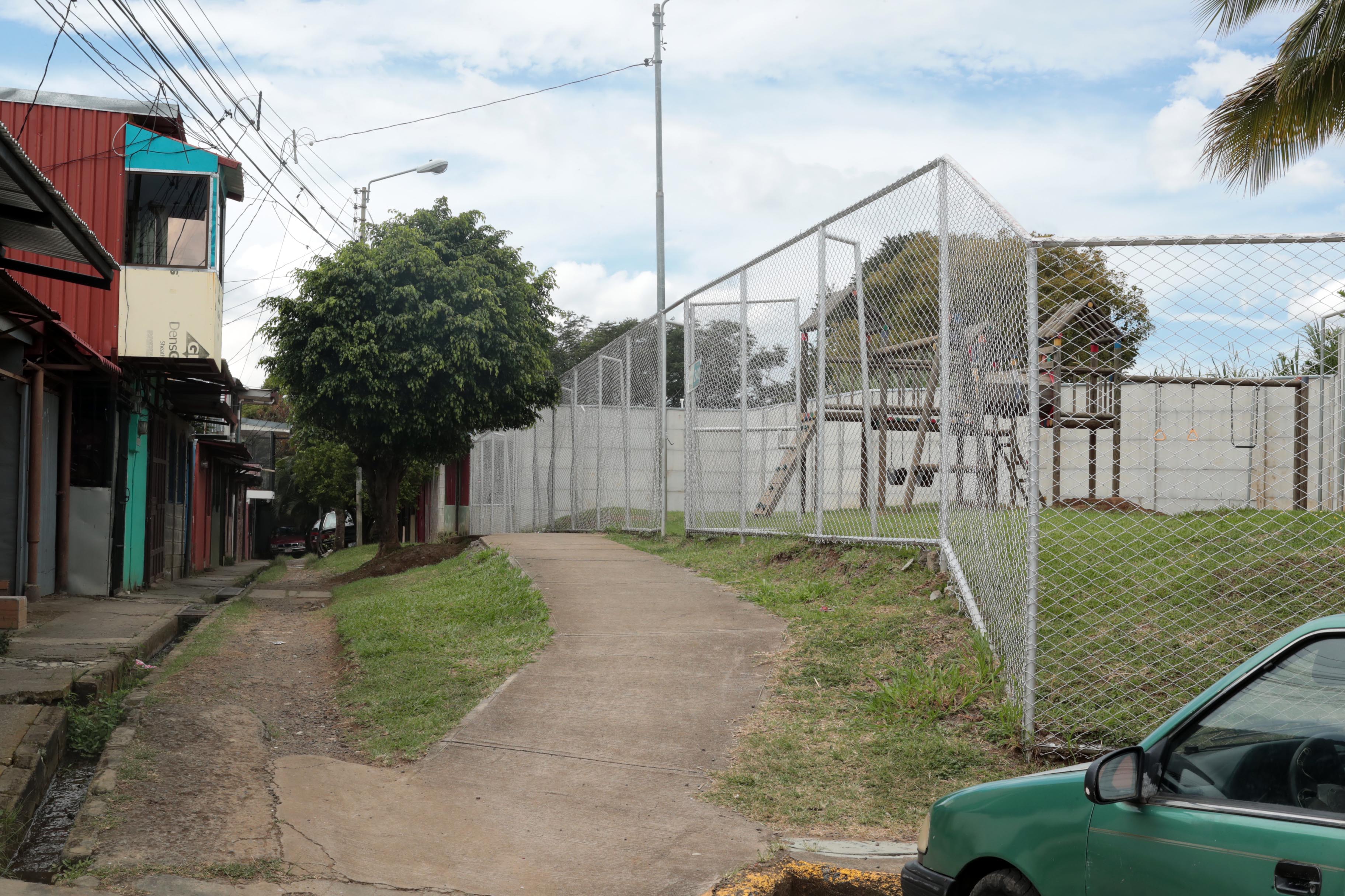 Limpieza de charrales, presencia policial y nuevos edificios: antídotos ...