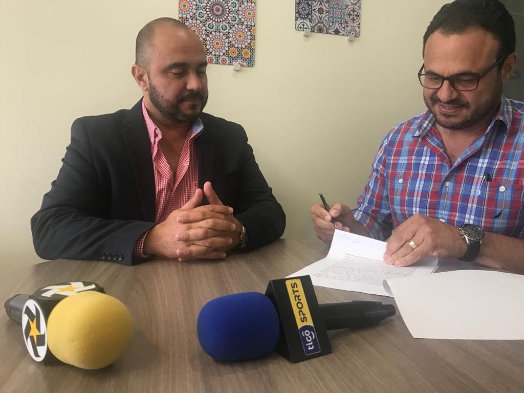 Kristian Mora llega a Multimedios junto a dos de sus amigos | La Teja