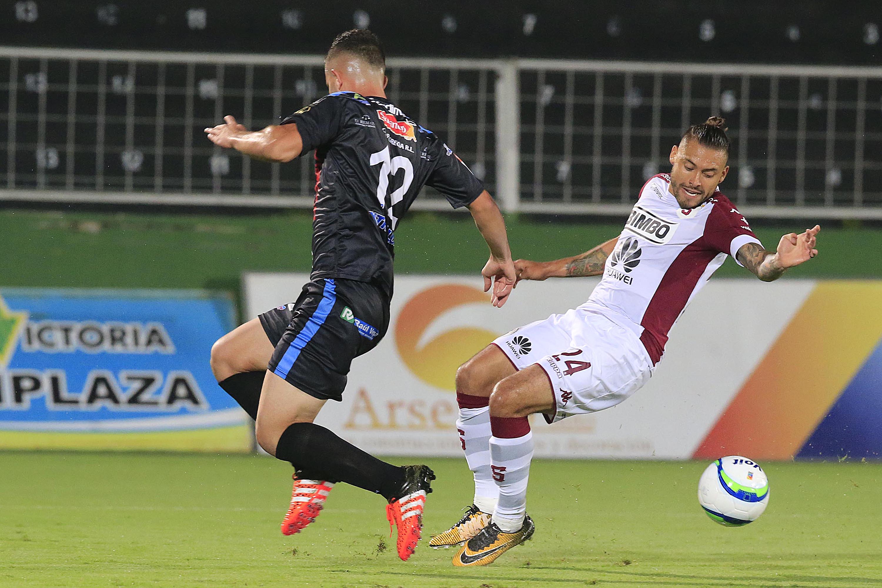 Jonathan Moya le roba a Wálter Centeno su primer gran triunfo | La Nación