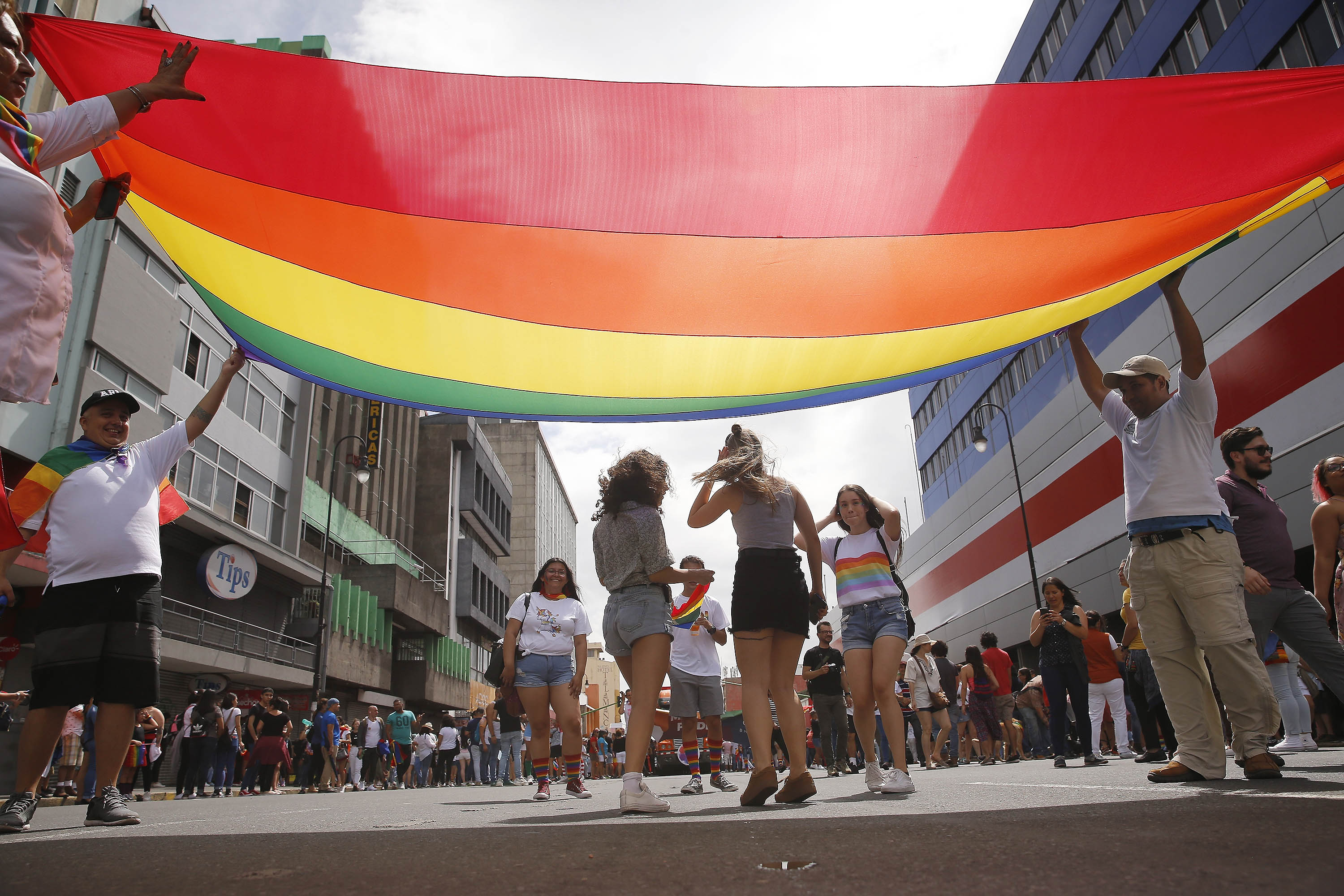 Costa Rica festeja el día del orgullo LGBTIQ desde el confinamiento ...