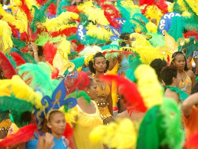 Calientan los carnavales de Limón | La Nación