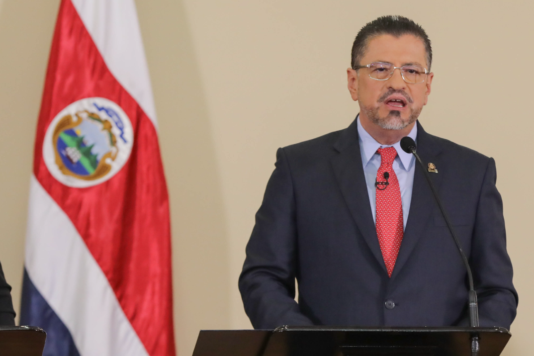 Presidente Chaves reconfirmó que el aguinaldo 2022 se pagará puntual ...