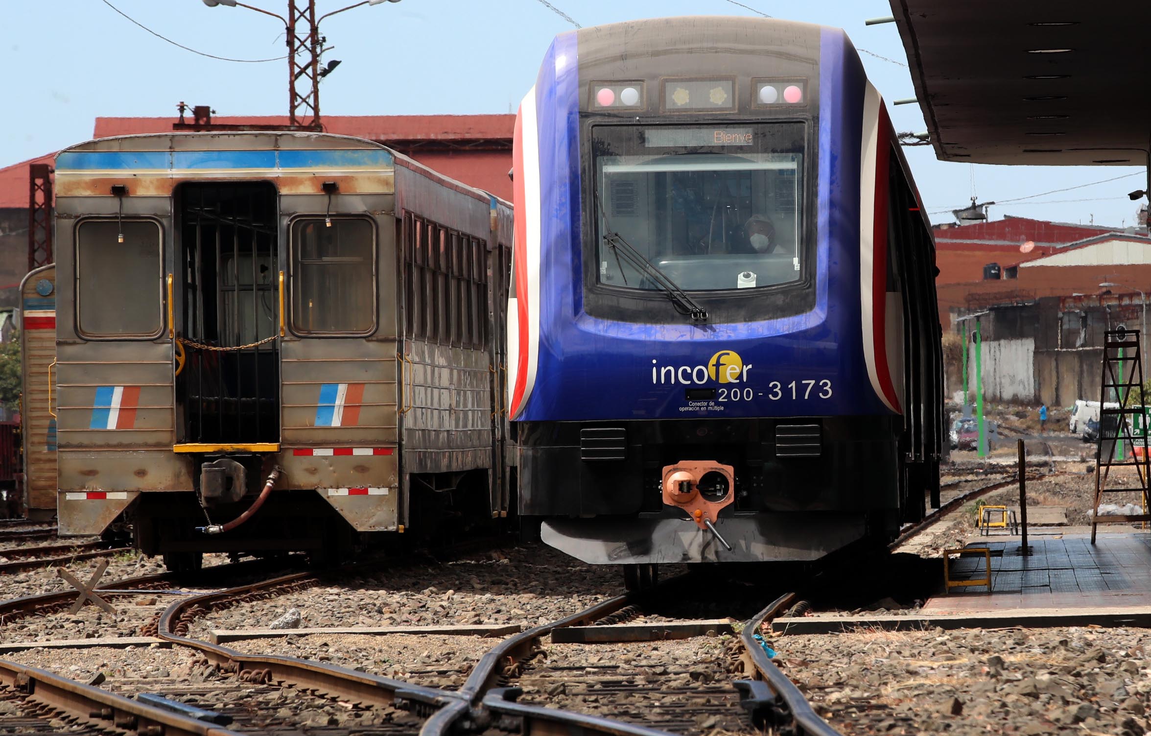 Incofer pondrá a operar este lunes los primeros trenes nuevos en su ...