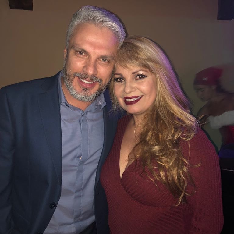 En todas: Conozca a la “esposa” de Norval Calvo en la película “Un ...