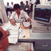 Costa Rican customs extend office hours | La Nación