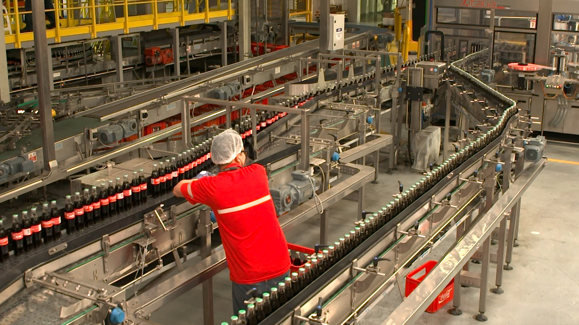Coca-Cola invierte $10 millones en nuevas líneas de producción de ...