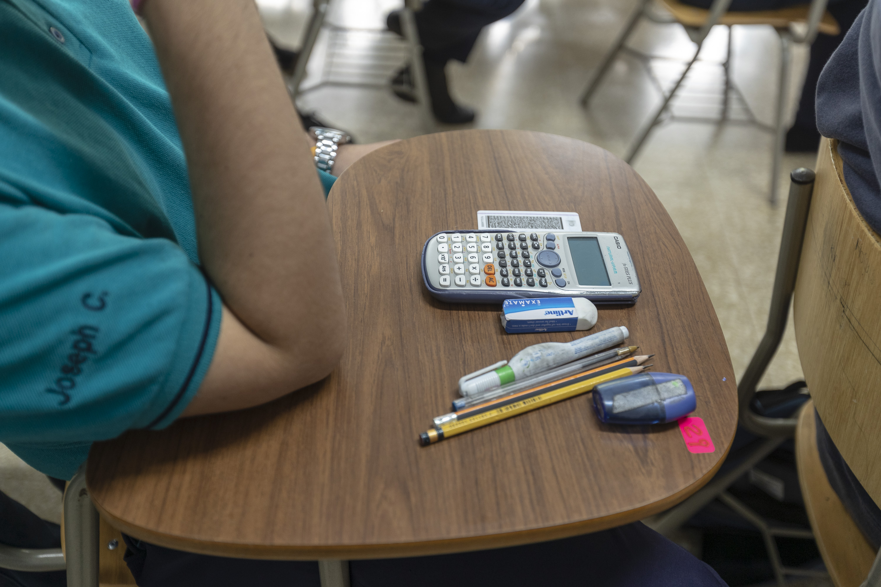 MEP suspende exámenes de bachillerato de Mate y Cívica por filtración ...