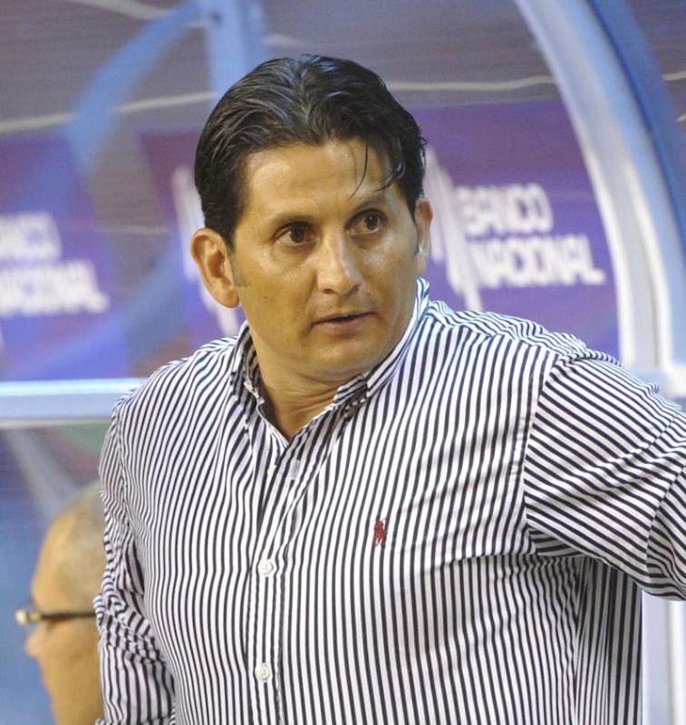 Rónald González: “Me gusta un equipo que tenga llegada” | La Nación