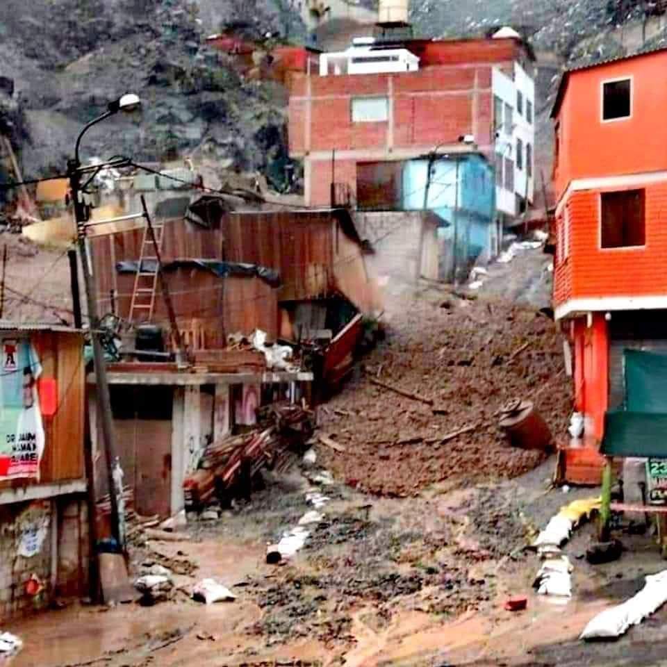 Casi 3 Millones De Personas En Peligro Por Huaicos Y Deslizamientos En