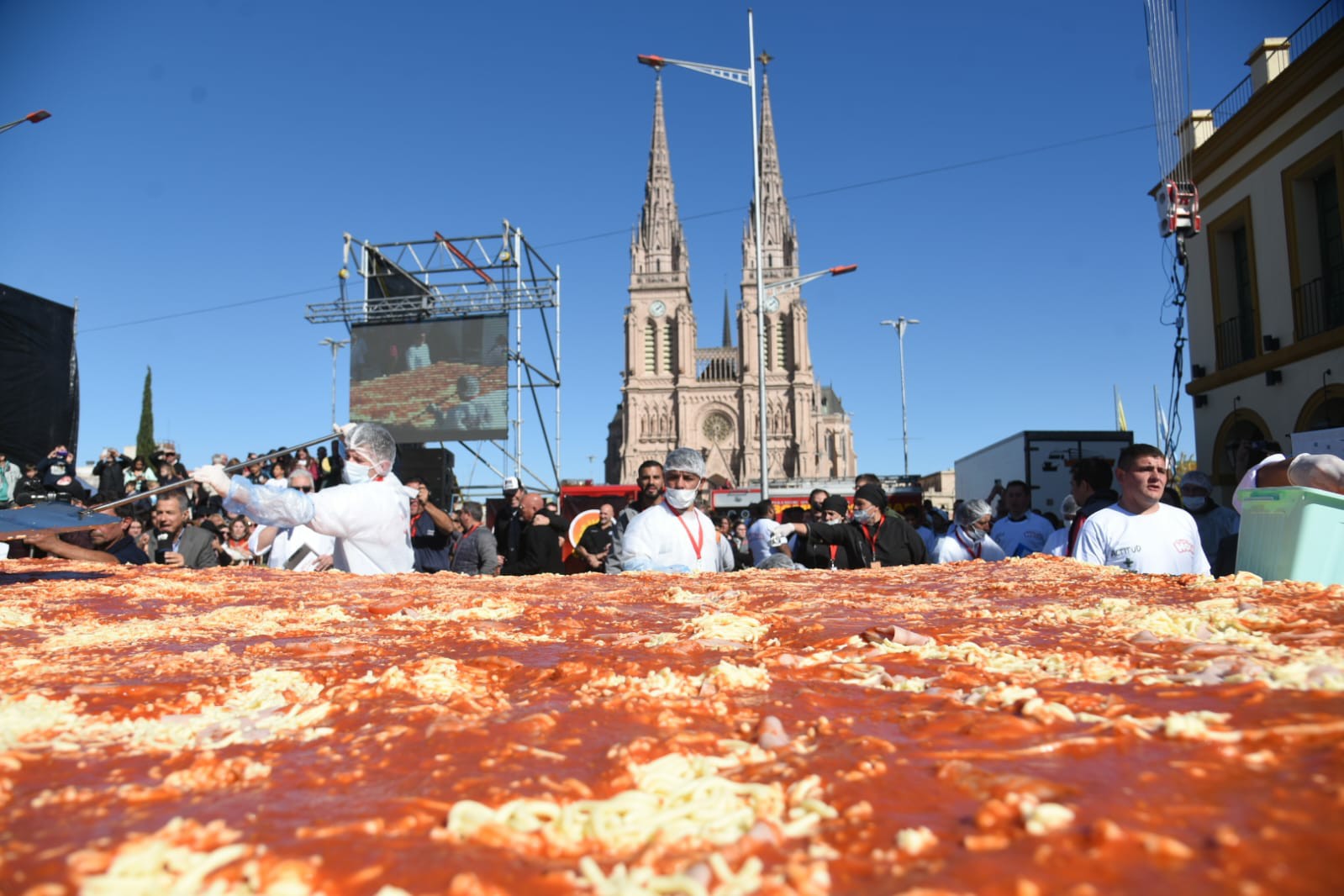 Las 15 Mejores Fotos De La Milanesa Más Grande Del Mundo Infobae