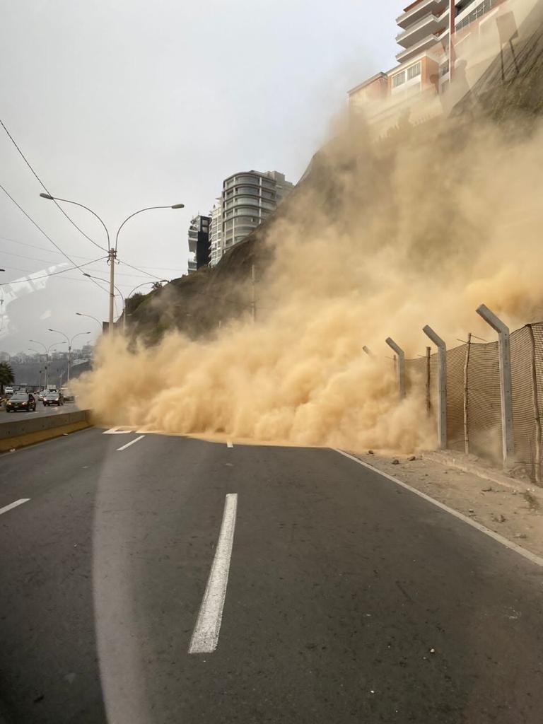 Videos Y Fotos Del Fuerte Sismo De 5 5 Grados Que Se Registró En Lima