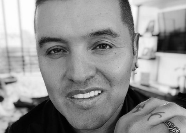 Після підтвердження їх розлуки Хассам надсилає повідомлення критикам Infobae