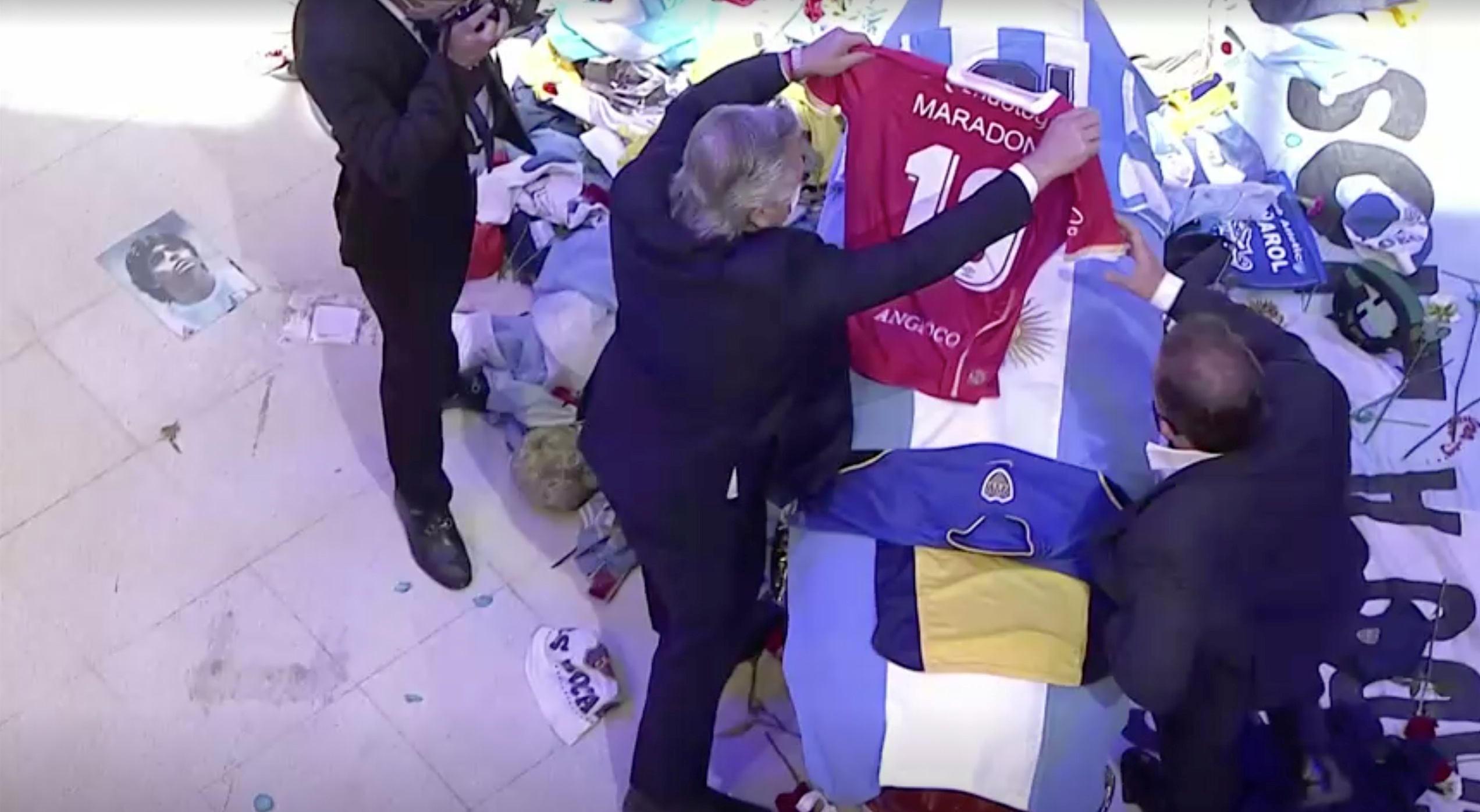 El Funeral De Diego Maradona En La Casa Rosada Exhibió La Distancia 6151