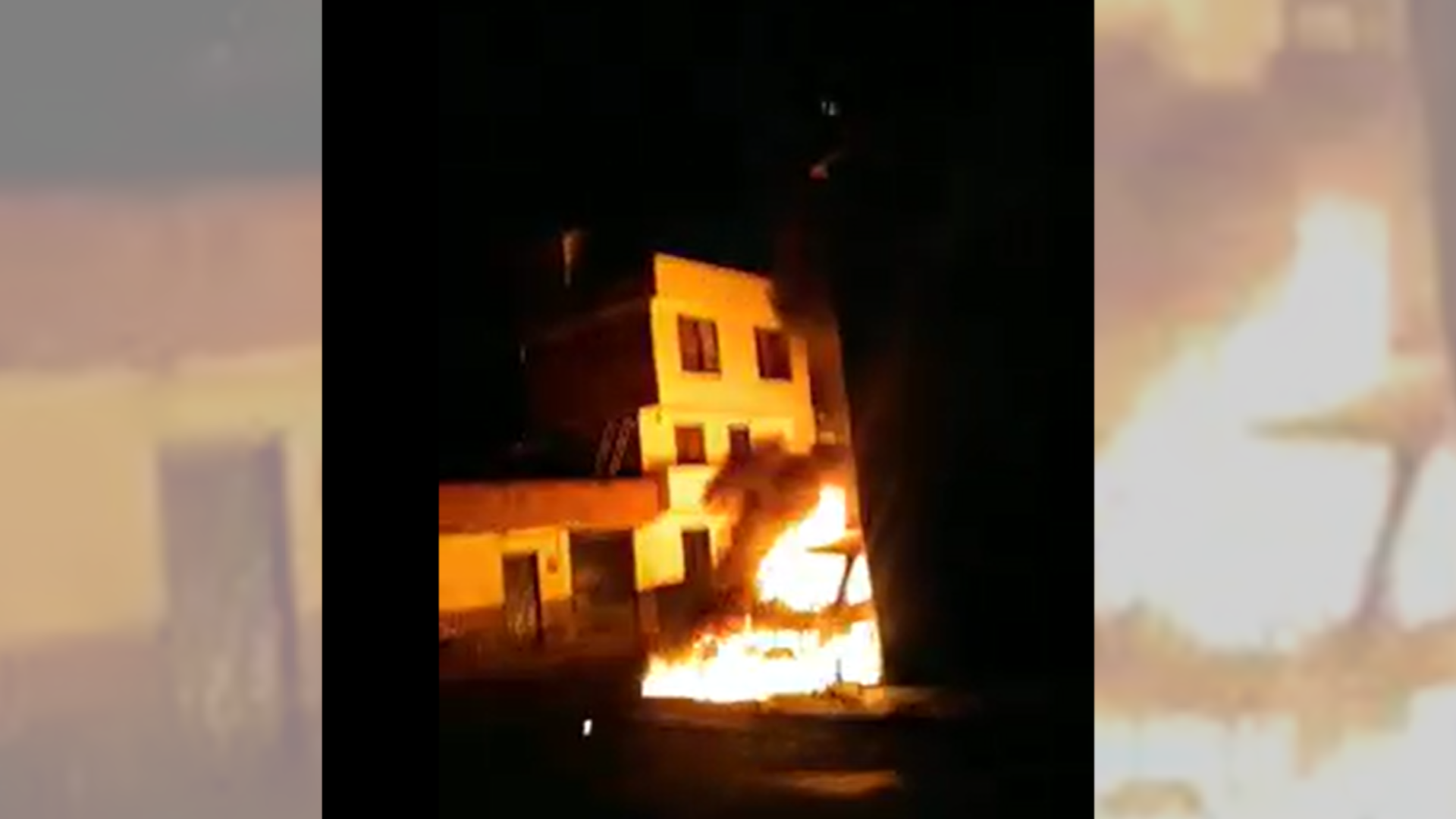 Video Reportan Un Fuerte Incendio En Una Fábrica De Medellín