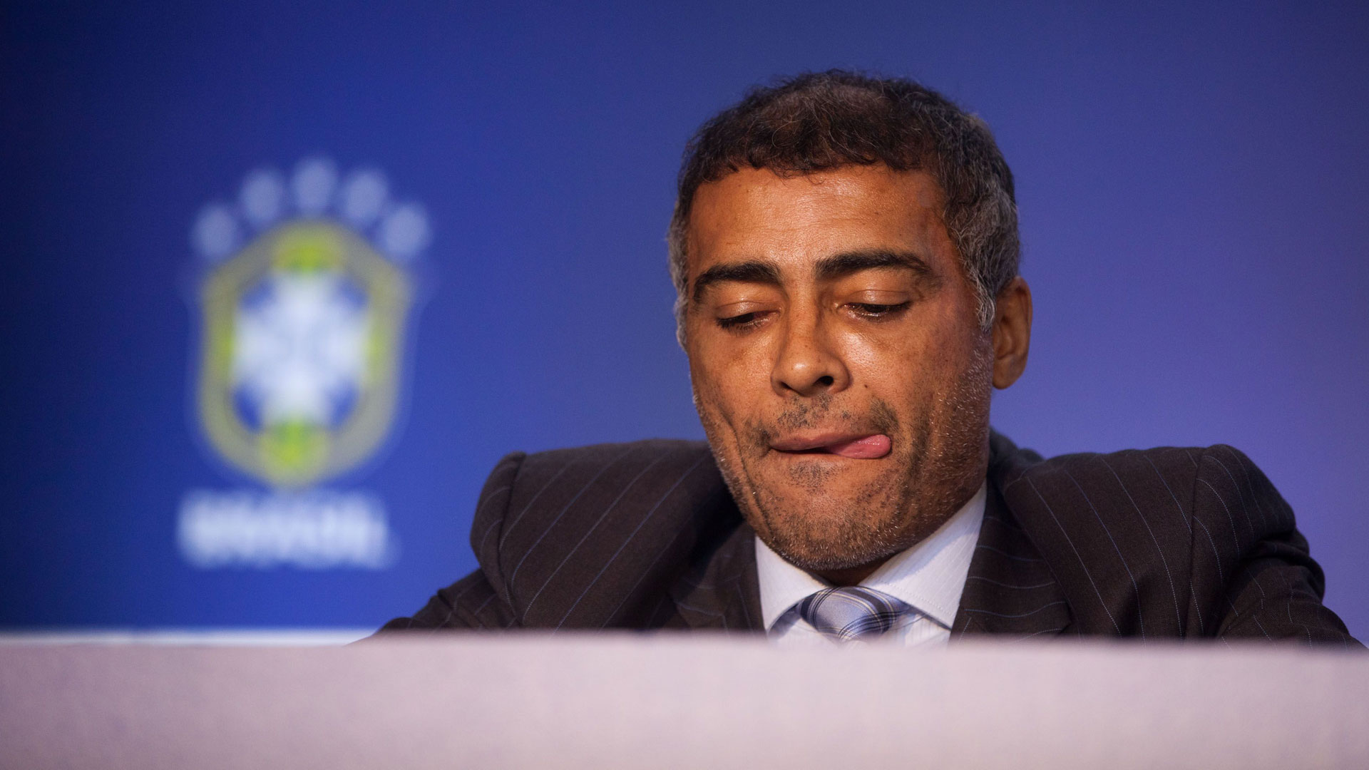 La Razón Por La Que Dejó Barcelona En Su Mejor Momento Quién Es El Mejor 9 De La Historia Y Su