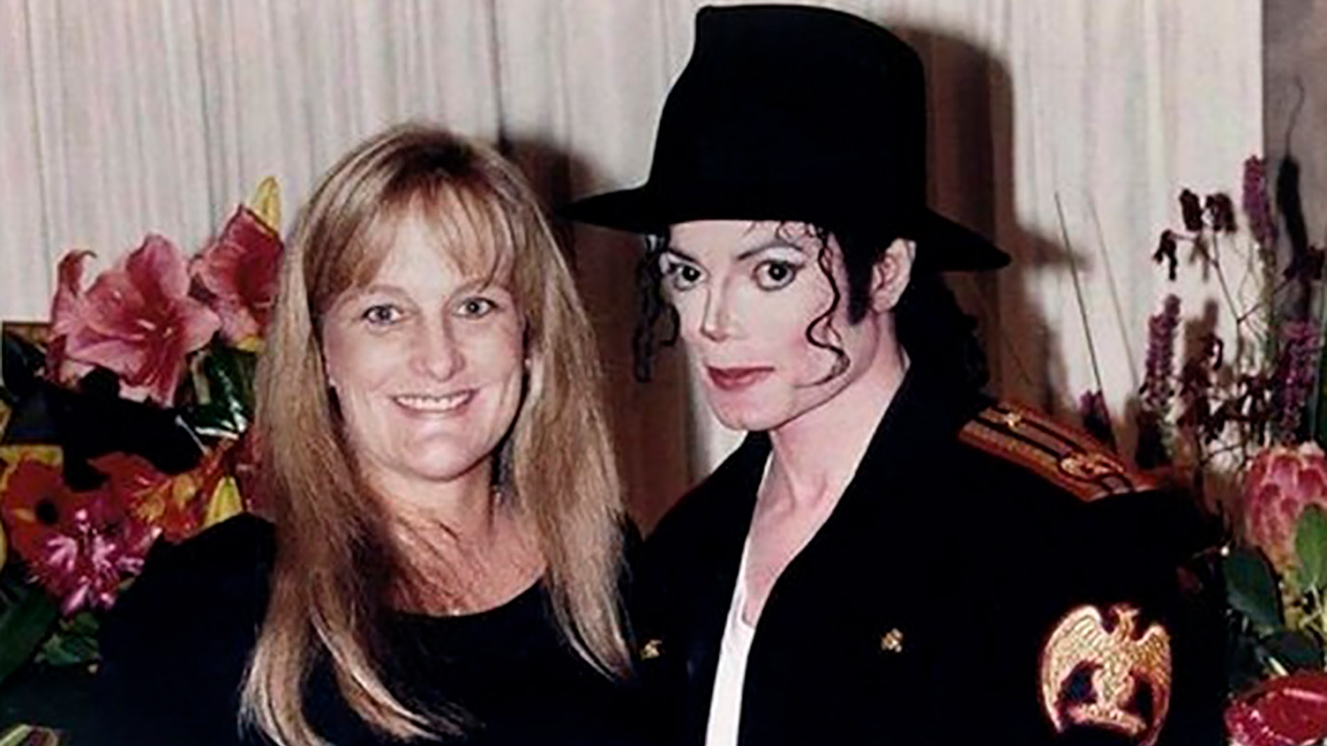 A 24 Años De La Insólita Boda De Michael Jackson Con Debbie Rowe Infobae