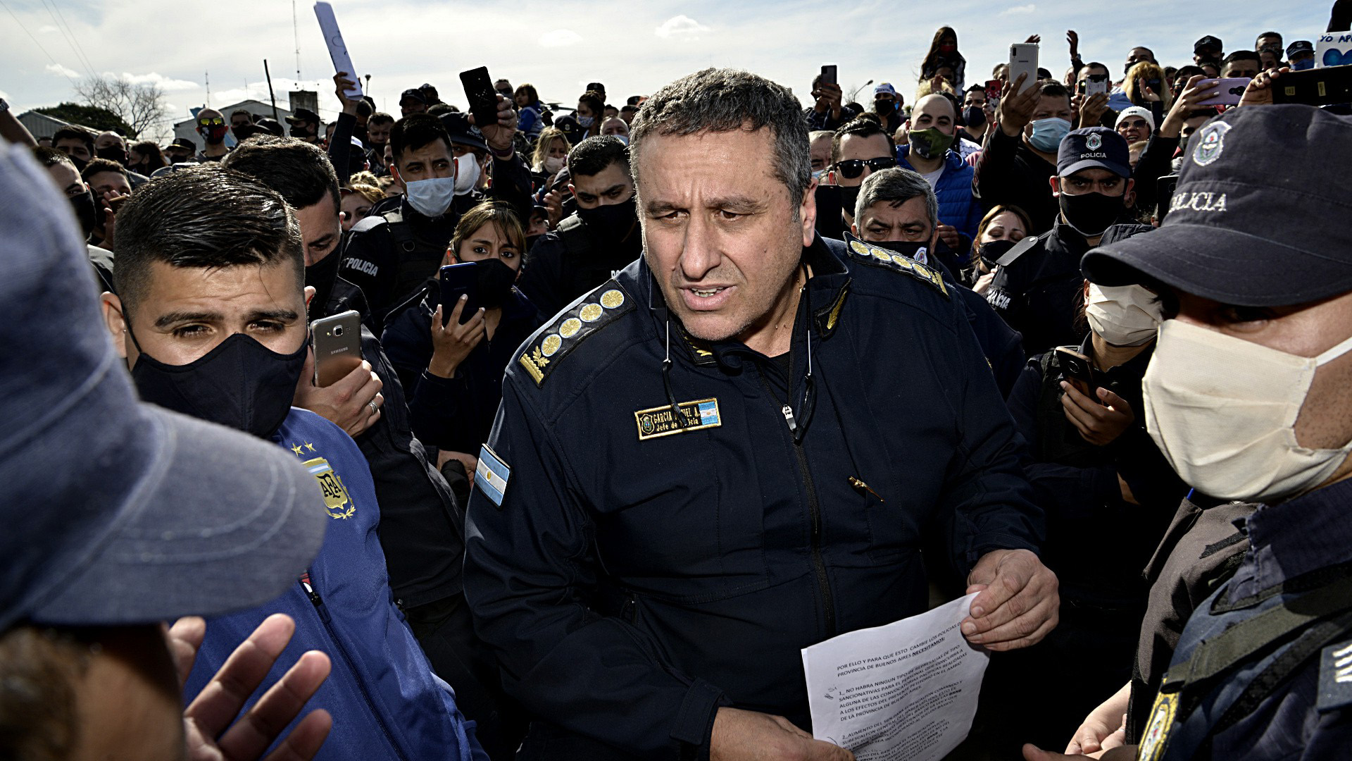 Sergio Berni Ordenó Una Purga En La Cúpula De La Policía Bonaerense Pasaron A Retiro A Seis