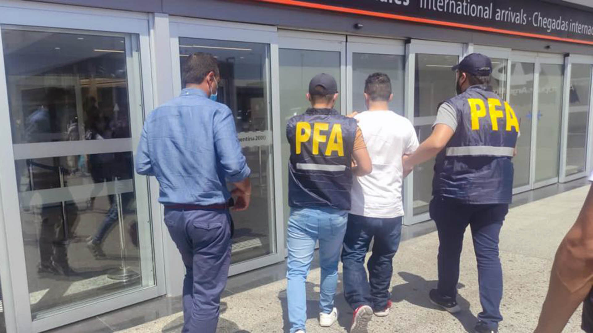 Expulsaron Del País A Un Colombiano Condenado Por Abusar Sexualmente De