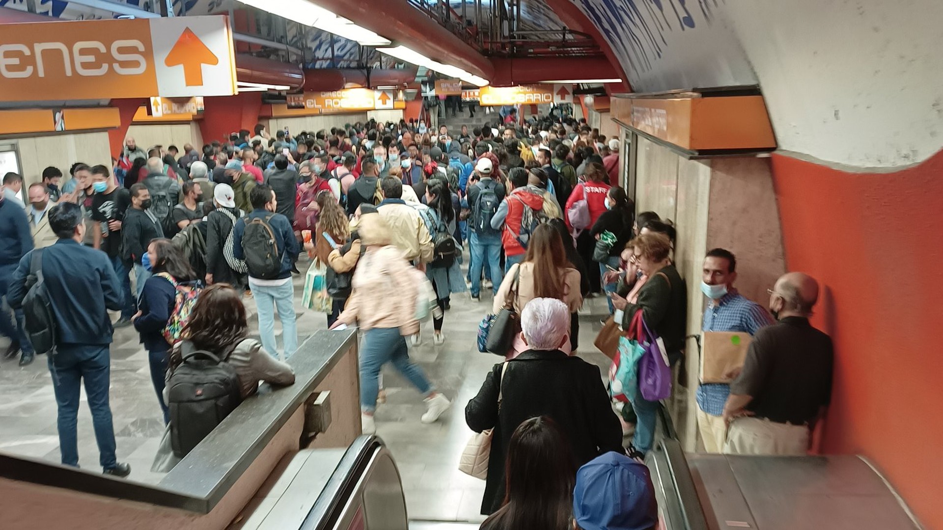 Así Fue El Colapso Que Provocó El Desalojo De Un Tren En La Línea 9 Del Metro Infobae