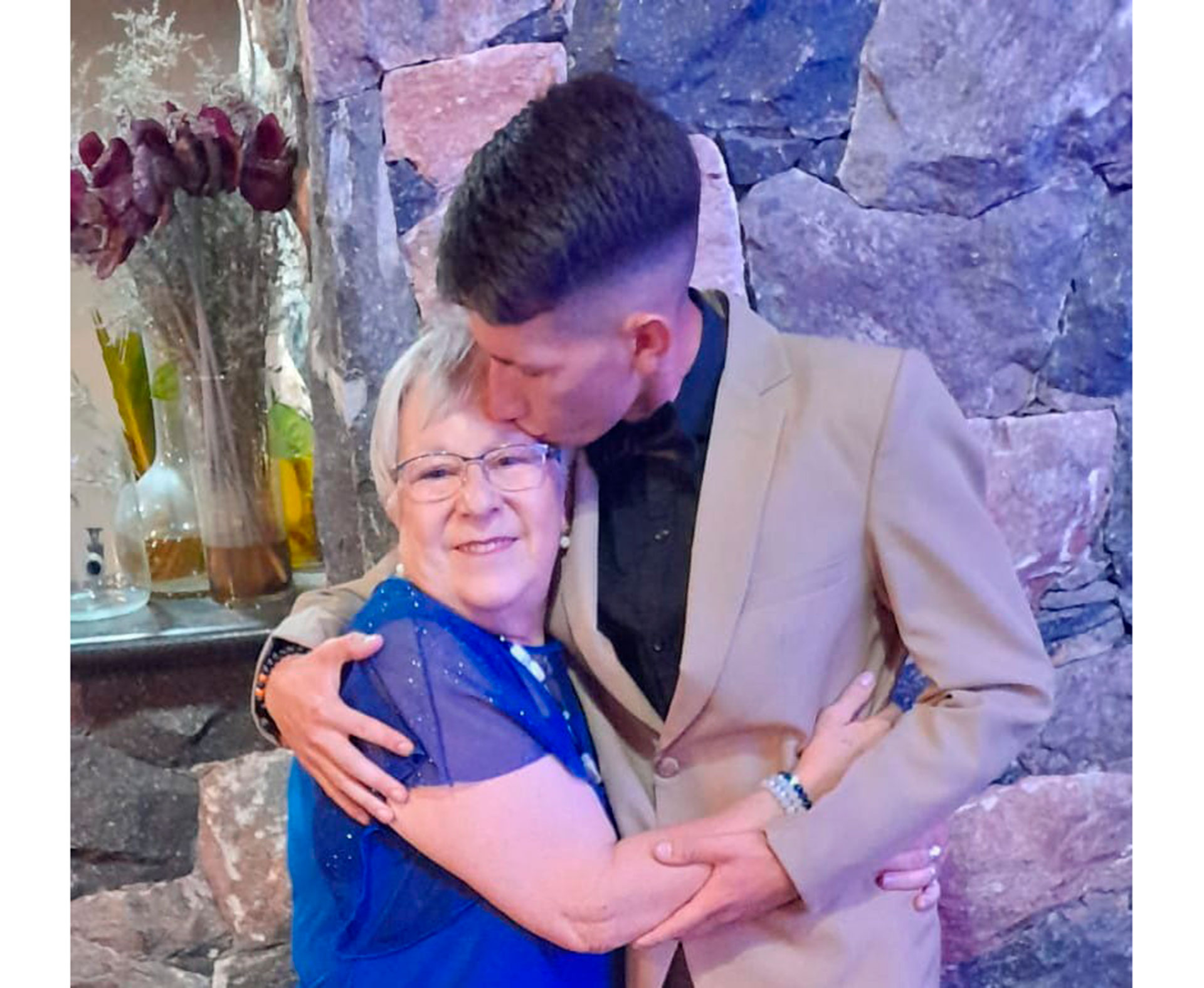 Una gran historia de amor atravesada por el espanto: “¿Cómo puedo yo ...