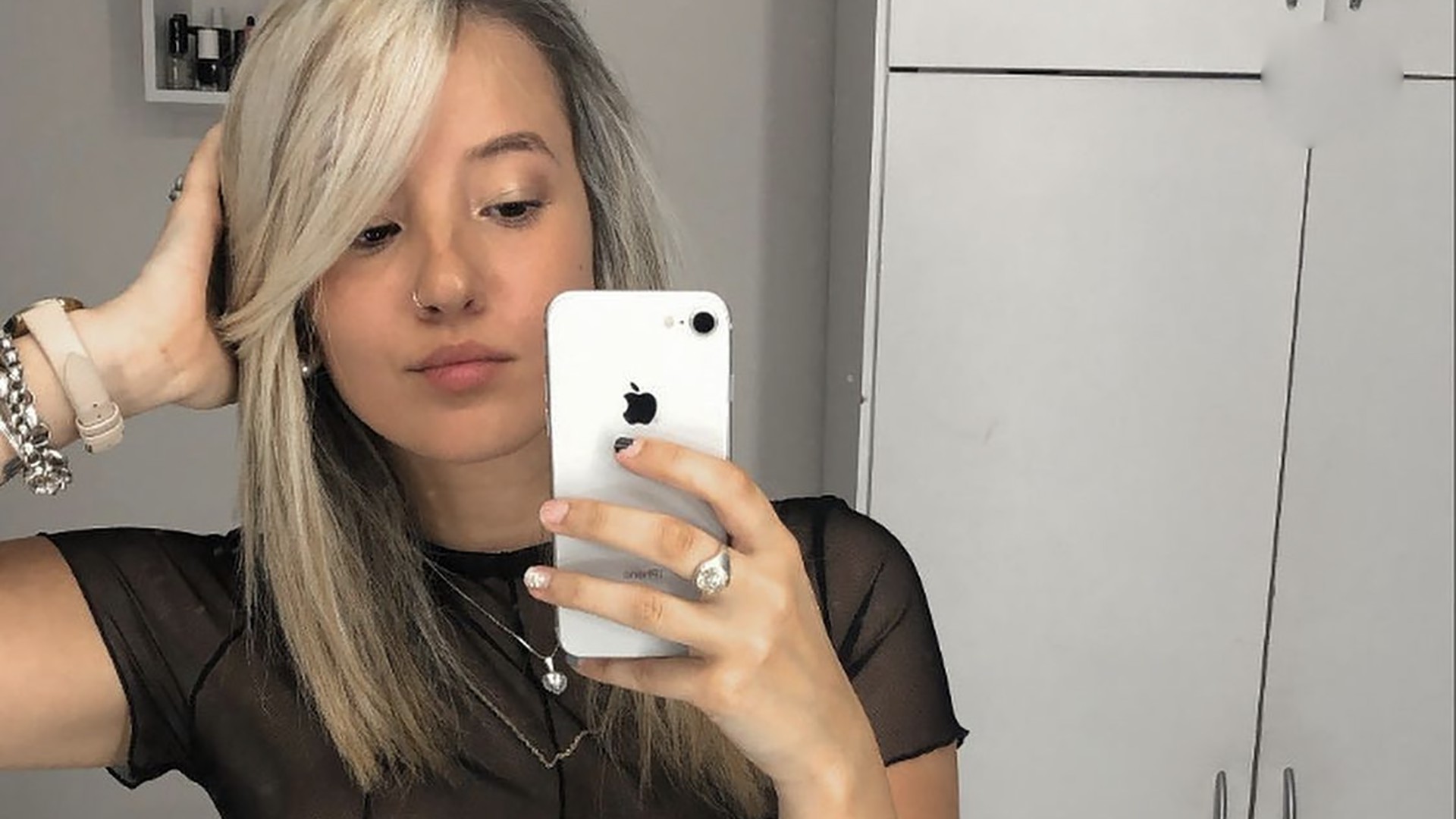 Він допоміг їй на вулиці закохався і Twitter знову знайшов «Блондинку в 4х4 і несподіваний