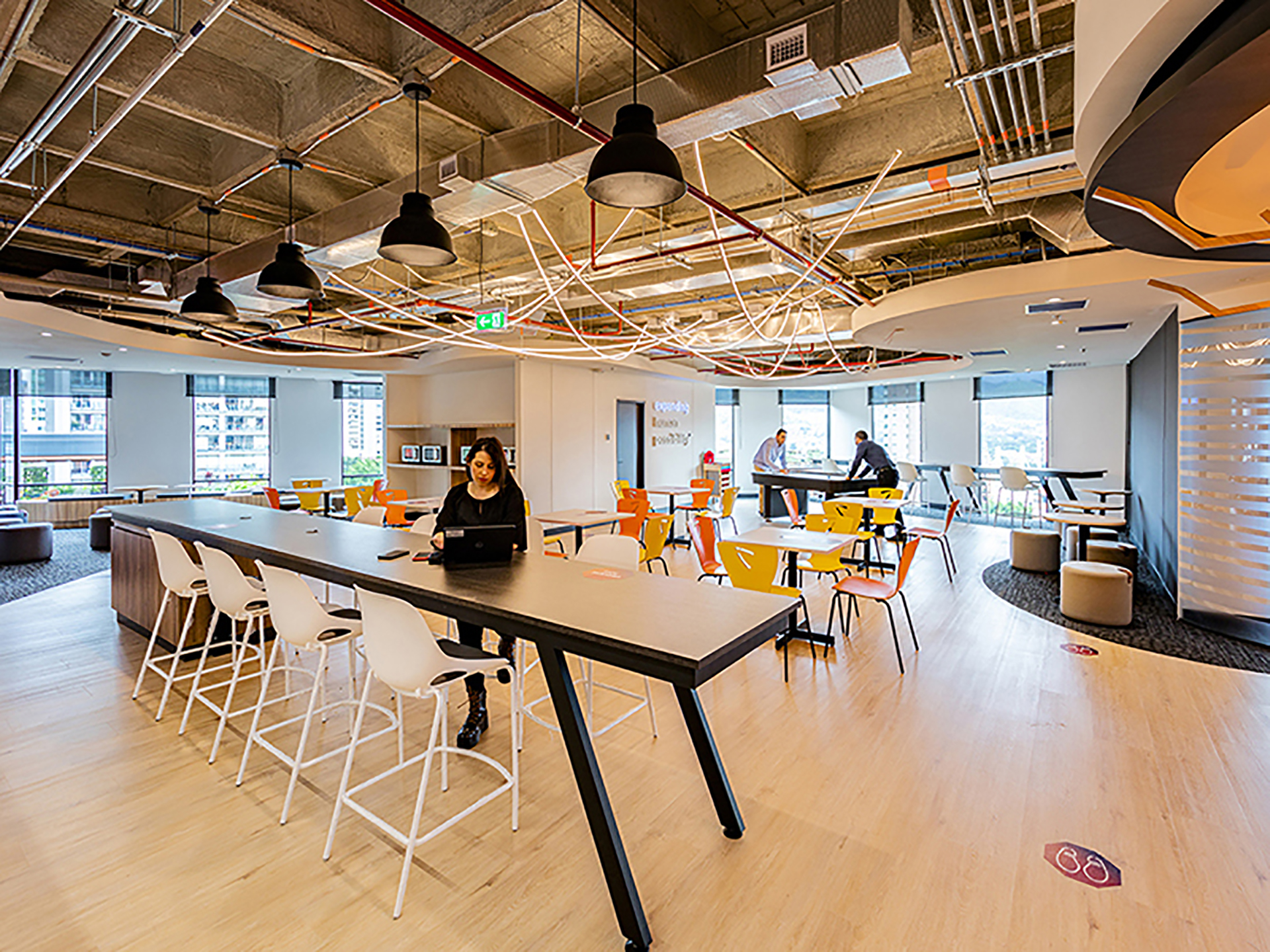 Construcción De Viviendas Y Oficinas Con Diseño Industrial Una De Las Nuevas Tendencias Del