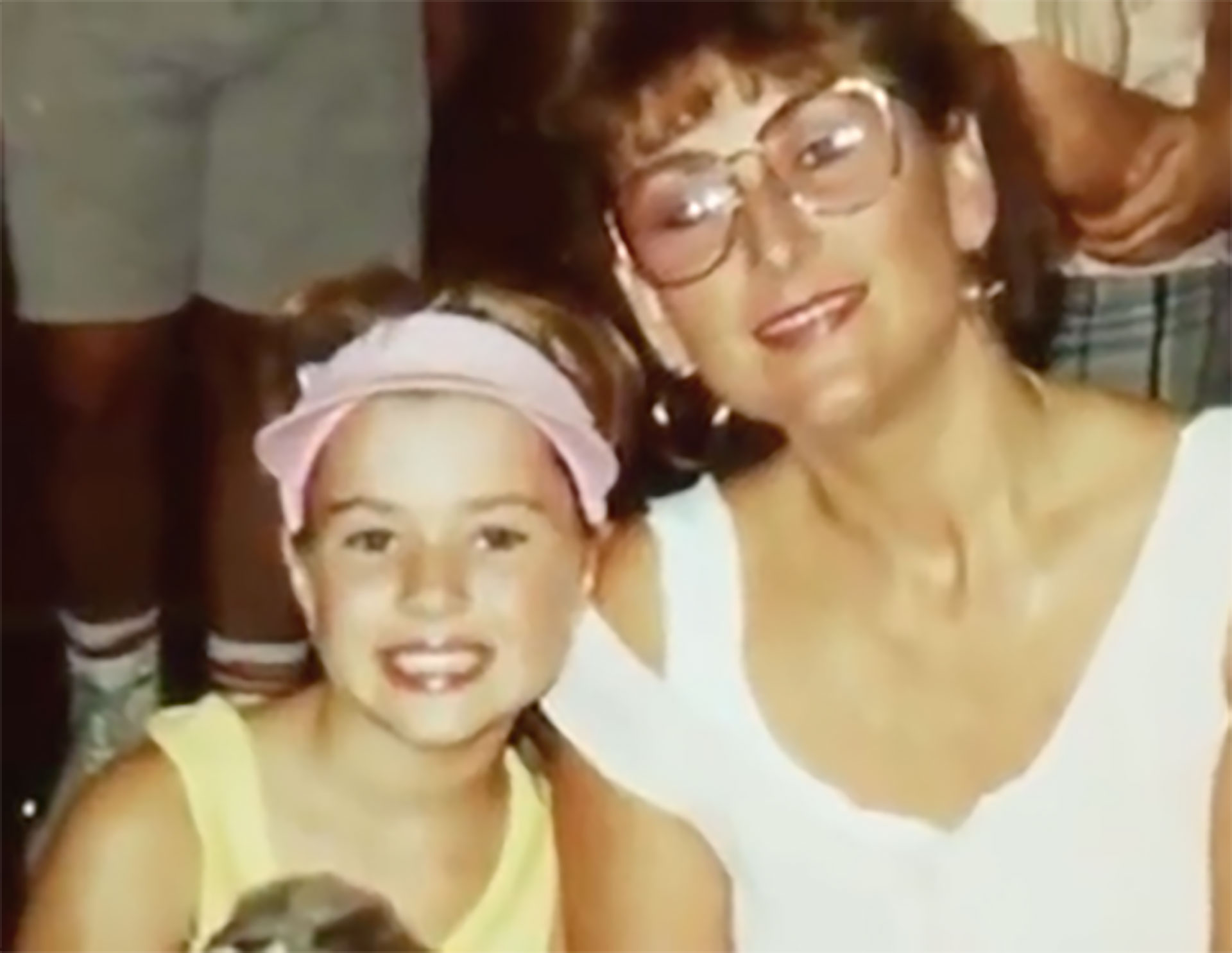 Toni Lawrence's Instagram, Twitter & Facebook on IDCrawl