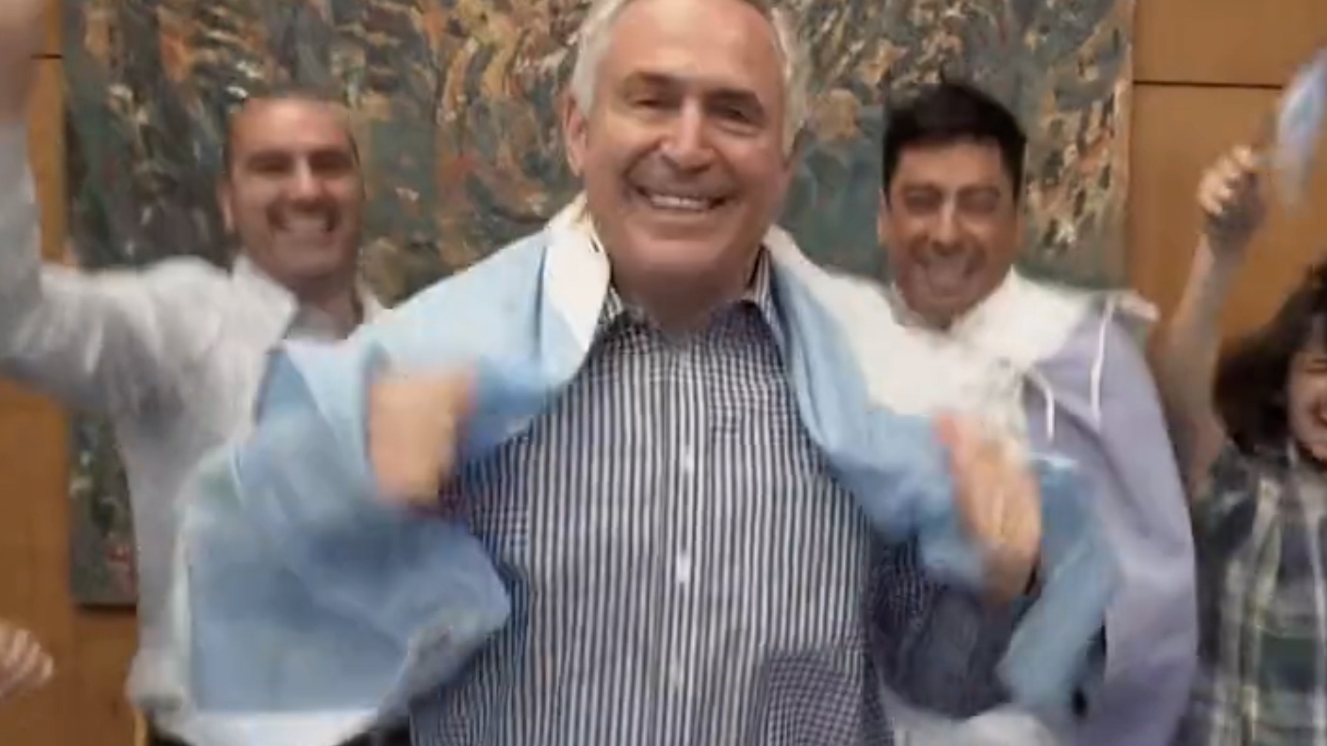 Ya Estoy Listo ” El Video Del Embajador De Estados Unidos A La Espera