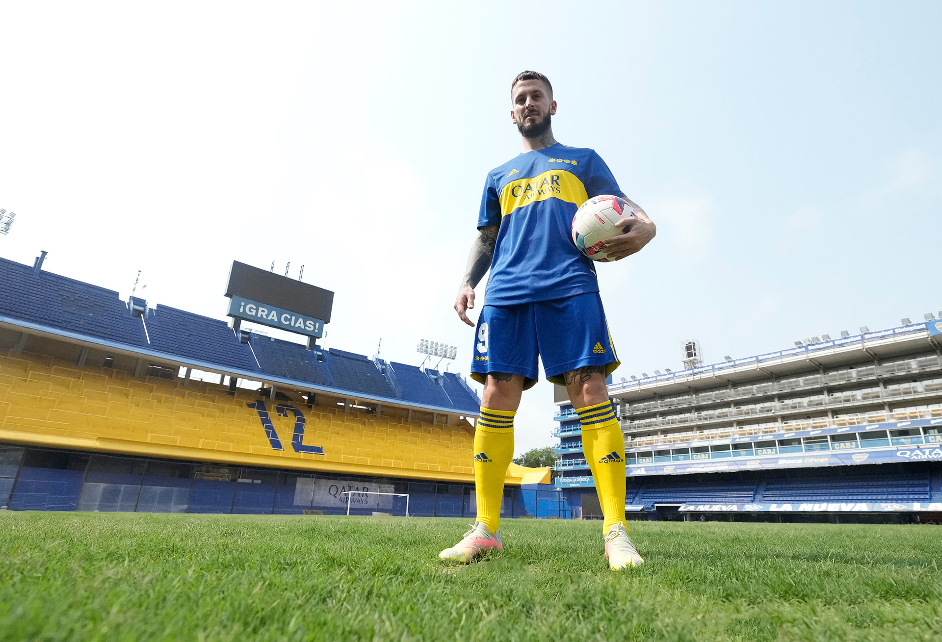 El Movimiento A Tres Bandas Que Depositó A Darío Benedetto En Boca 9073