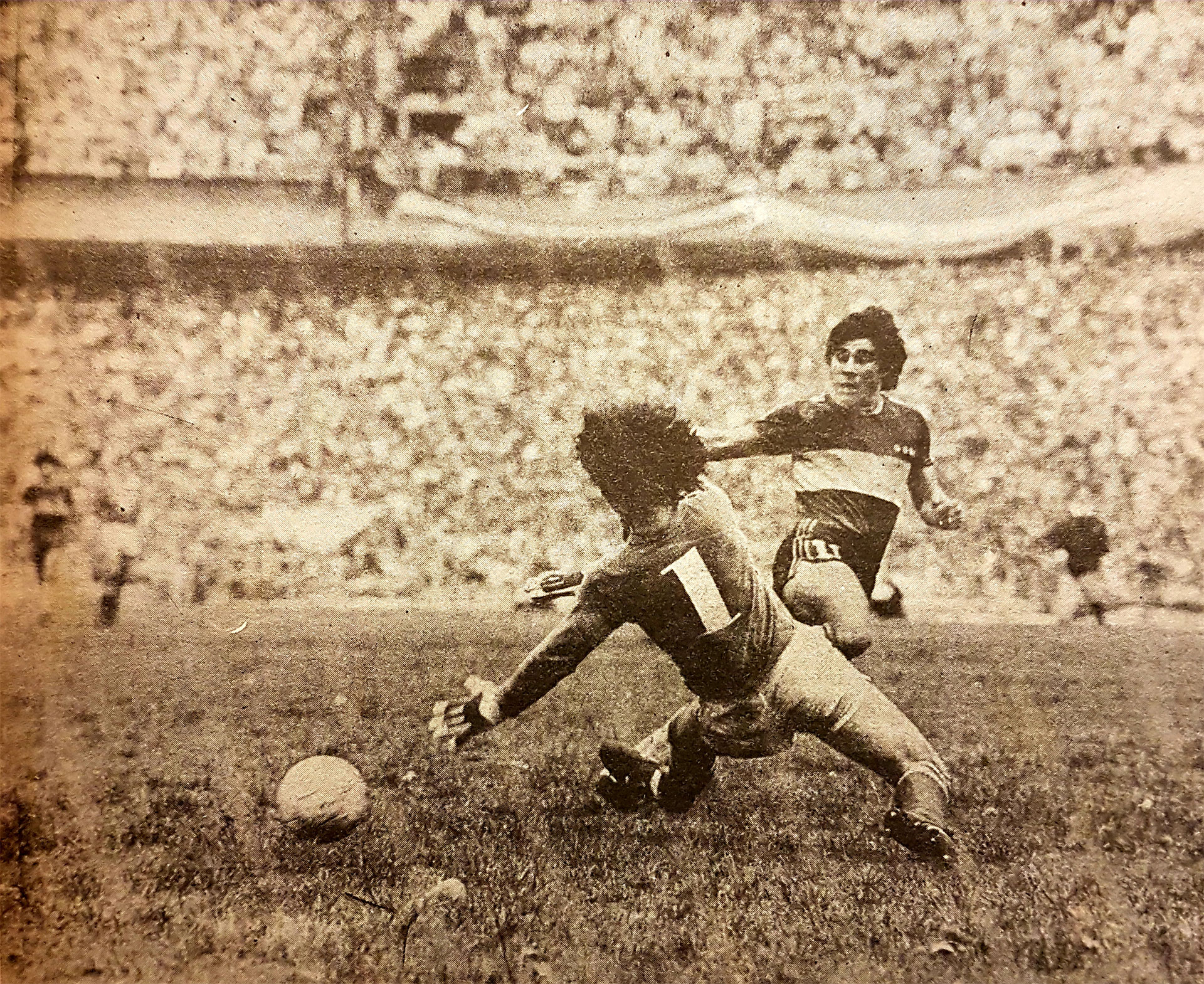 Los recuerdos del Mono Perotti: de la gloria con Maradona en Boca ...