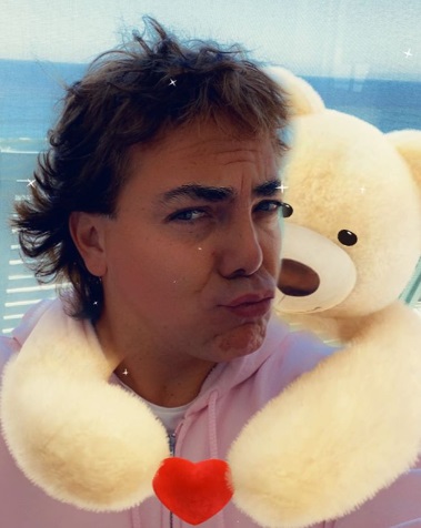 La foto con la que Cristian Castro reapareció después de la muerte de ...