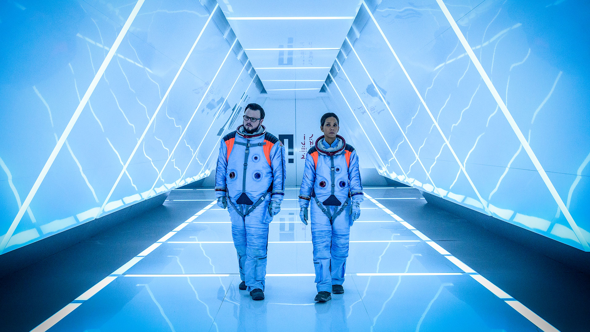 Se Estrenó “moonfall” La Esperada Película De Roland Emmerich Y La