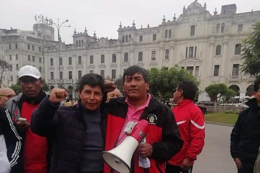Profesor Cercano A Pedro Castillo Ganó Con Certificados Falsos 8797