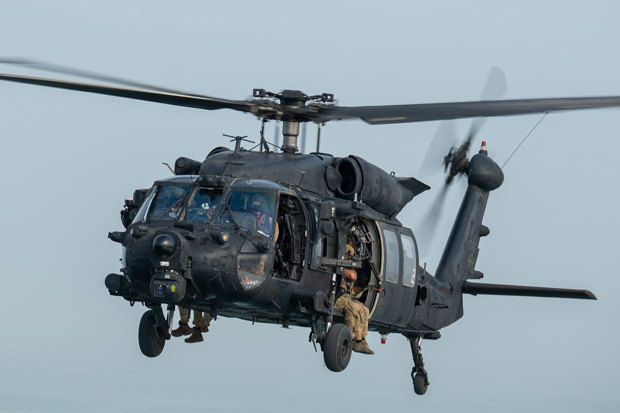 Descarga Gratuita Del Helicóptero Blackhawk Black Hawk 3D Modelos 3ds