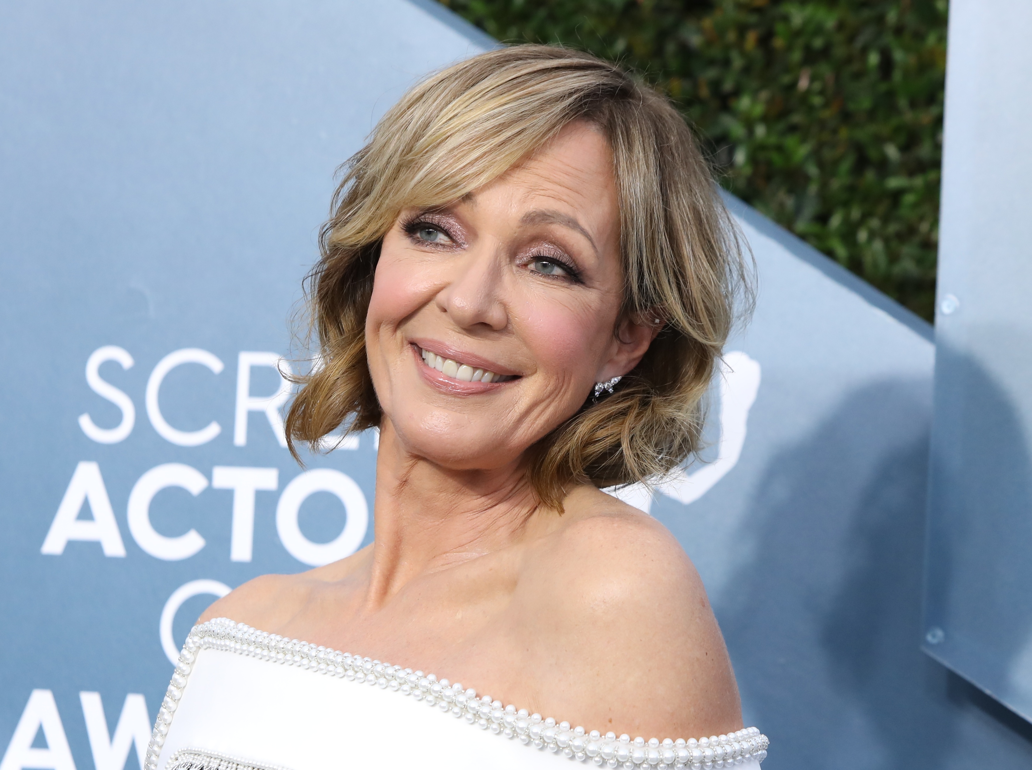 El Novio De Allison Janney