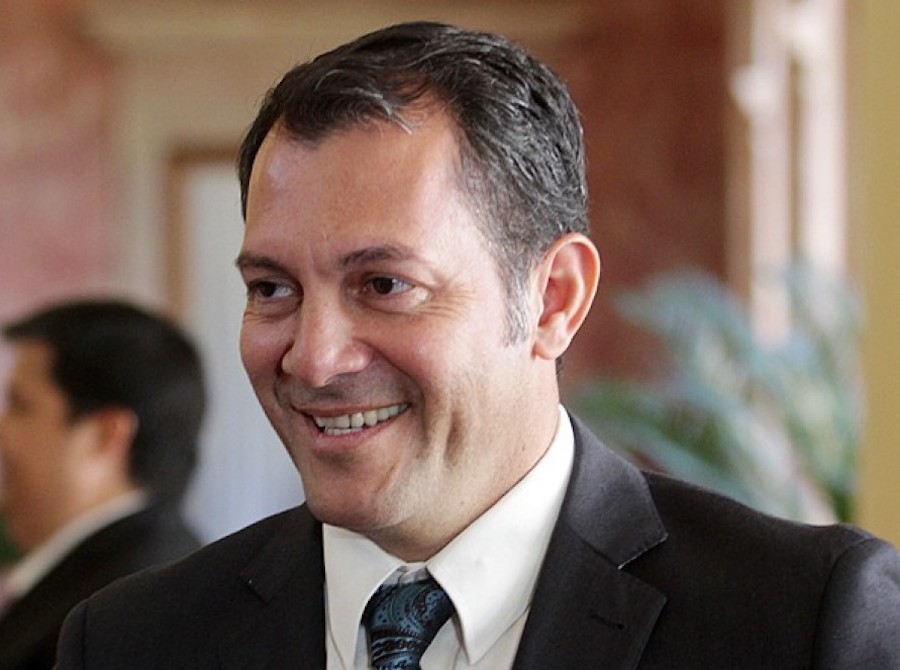 Roland Brazil's Instagram, Twitter & Facebook on IDCrawl