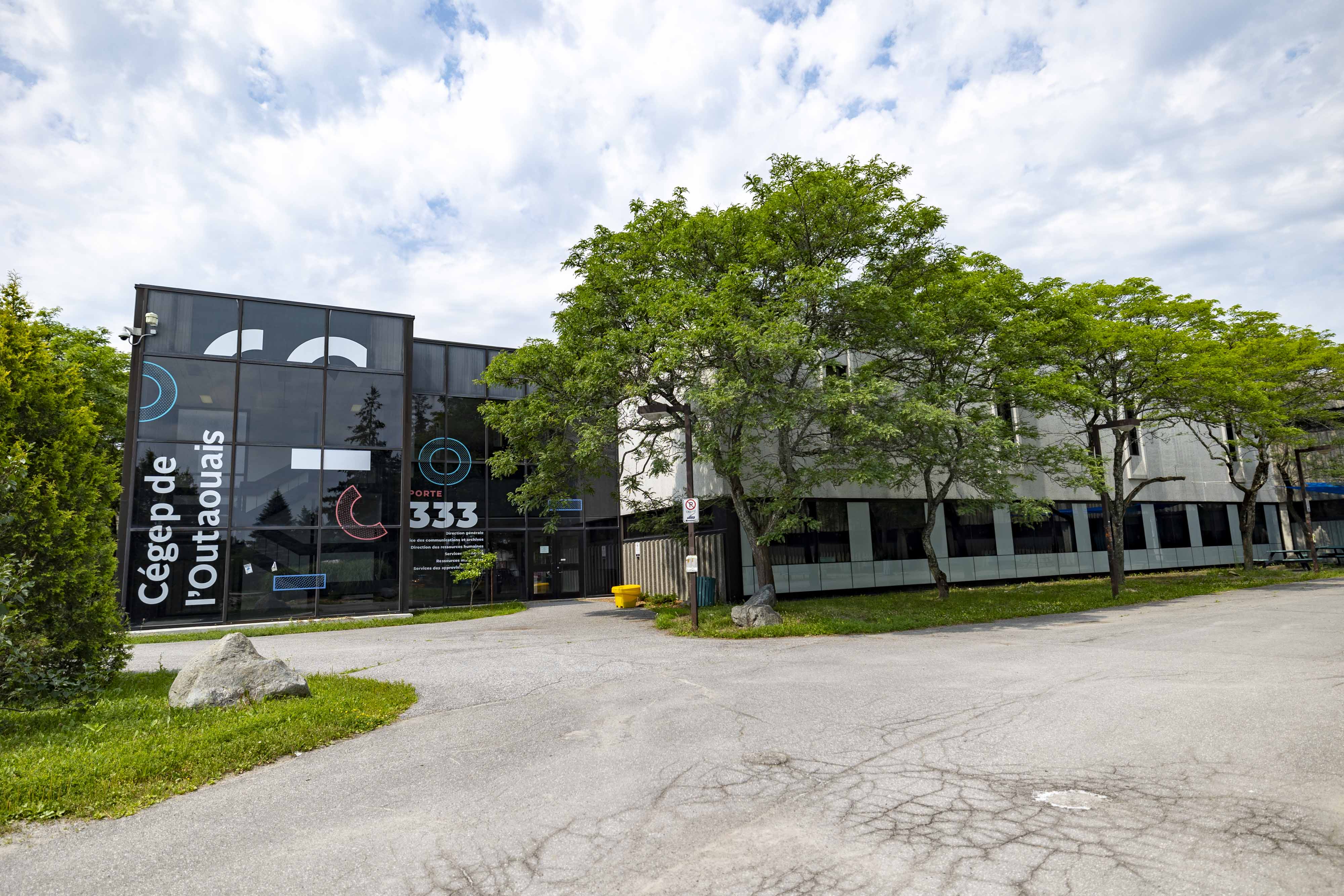 Bourses d’études: une injustice envers l’Outaouais