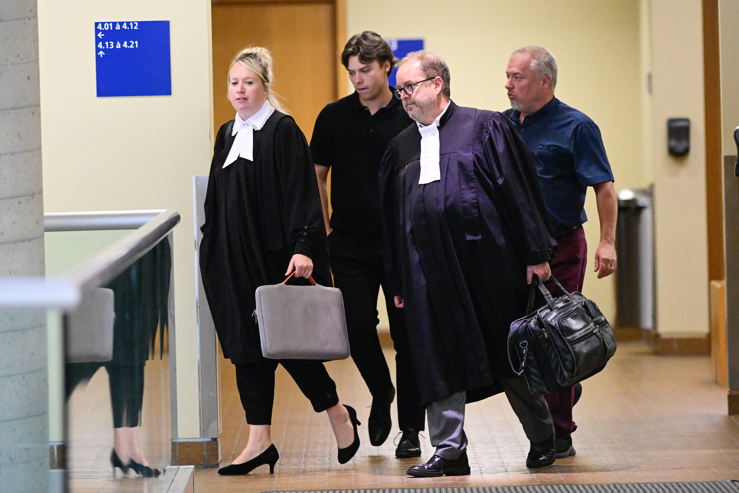 Le contenu des cellulaires des ex-joueurs des Tigres de Victoriaville ...