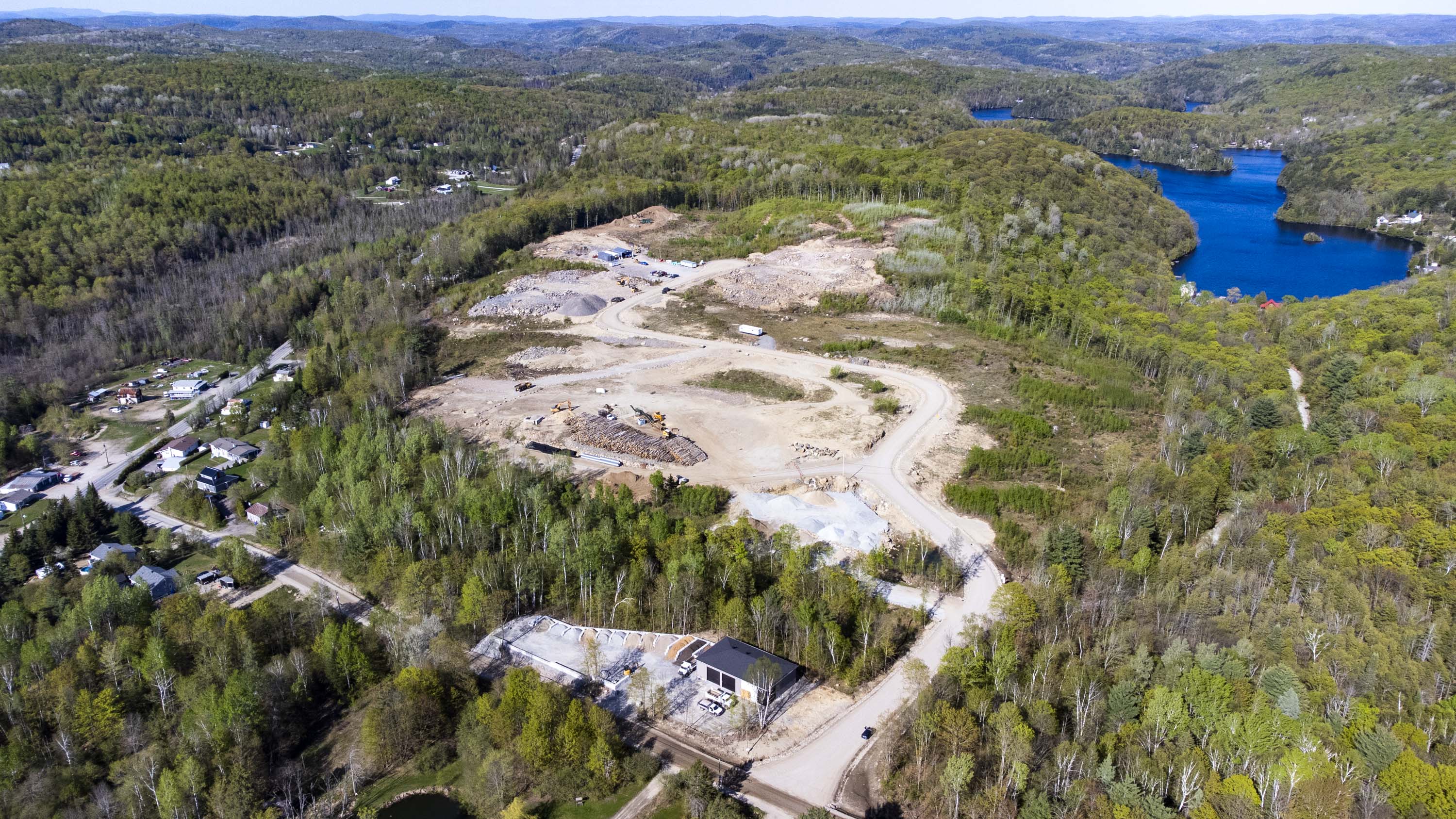 Val-des-Monts : les voisins du controversé parc industriel craignent d ...