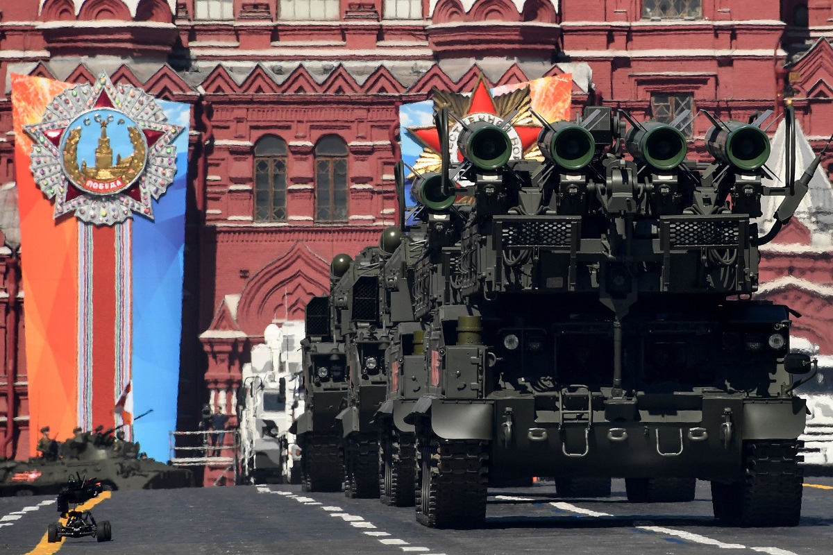 Soviet Parade Missiles Russia Parades Missile Systems And Tanks In