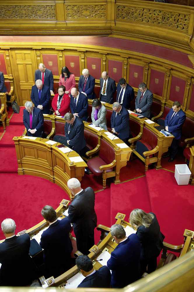 Parents who refuse to look for work could have benefits cut - Jersey ...