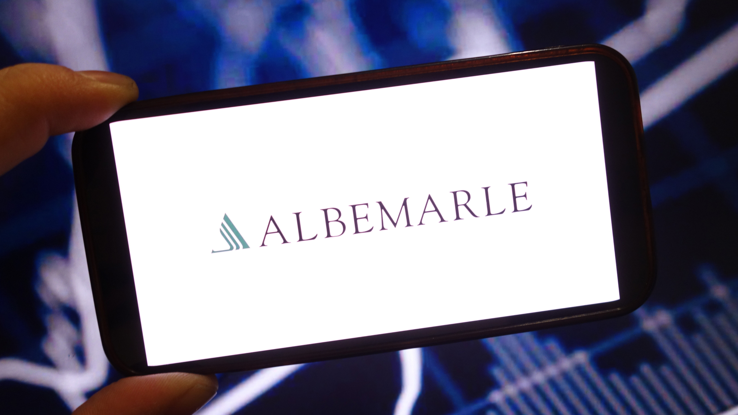 After Earnings, Is Albemarle Stock a Buy, a Sell, or Fairly Valued ...