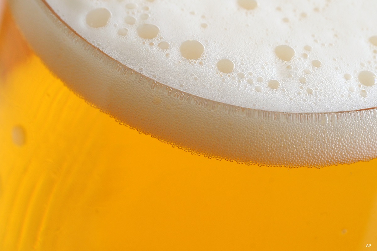 Top 3 Beer Stocks for 2024 | Morningstar Canada