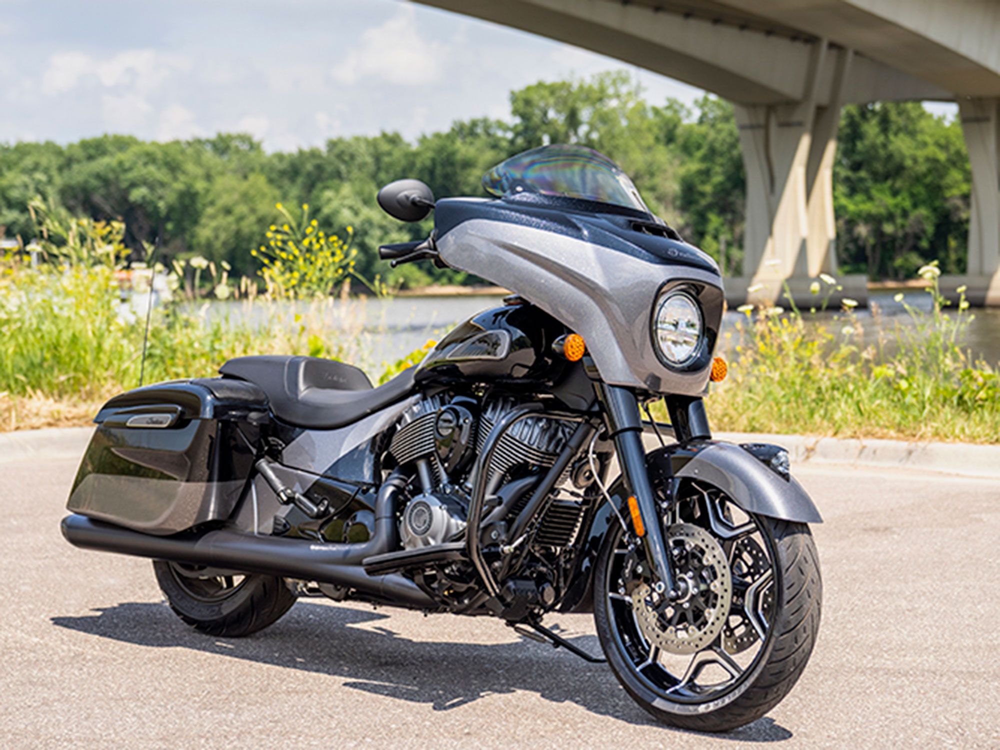 2021 Indian Chieftain Elite First Look: Luxury Bagger | atelier-yuwa ...