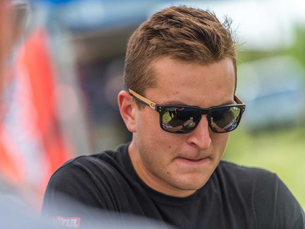 Mike Napper's Instagram, Twitter & Facebook on IDCrawl